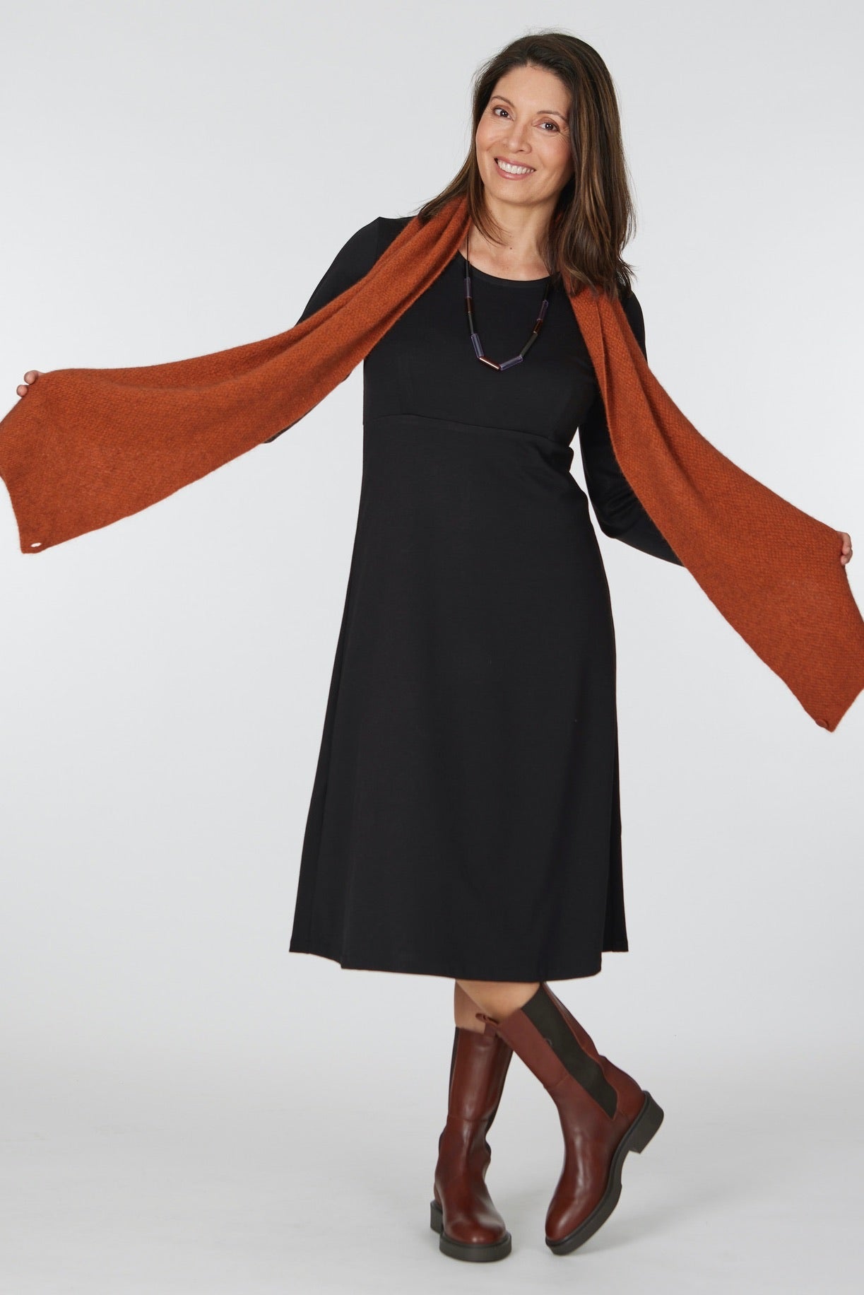Vesta Amelie Dress - Black Ponti – Moa Grey Lynn